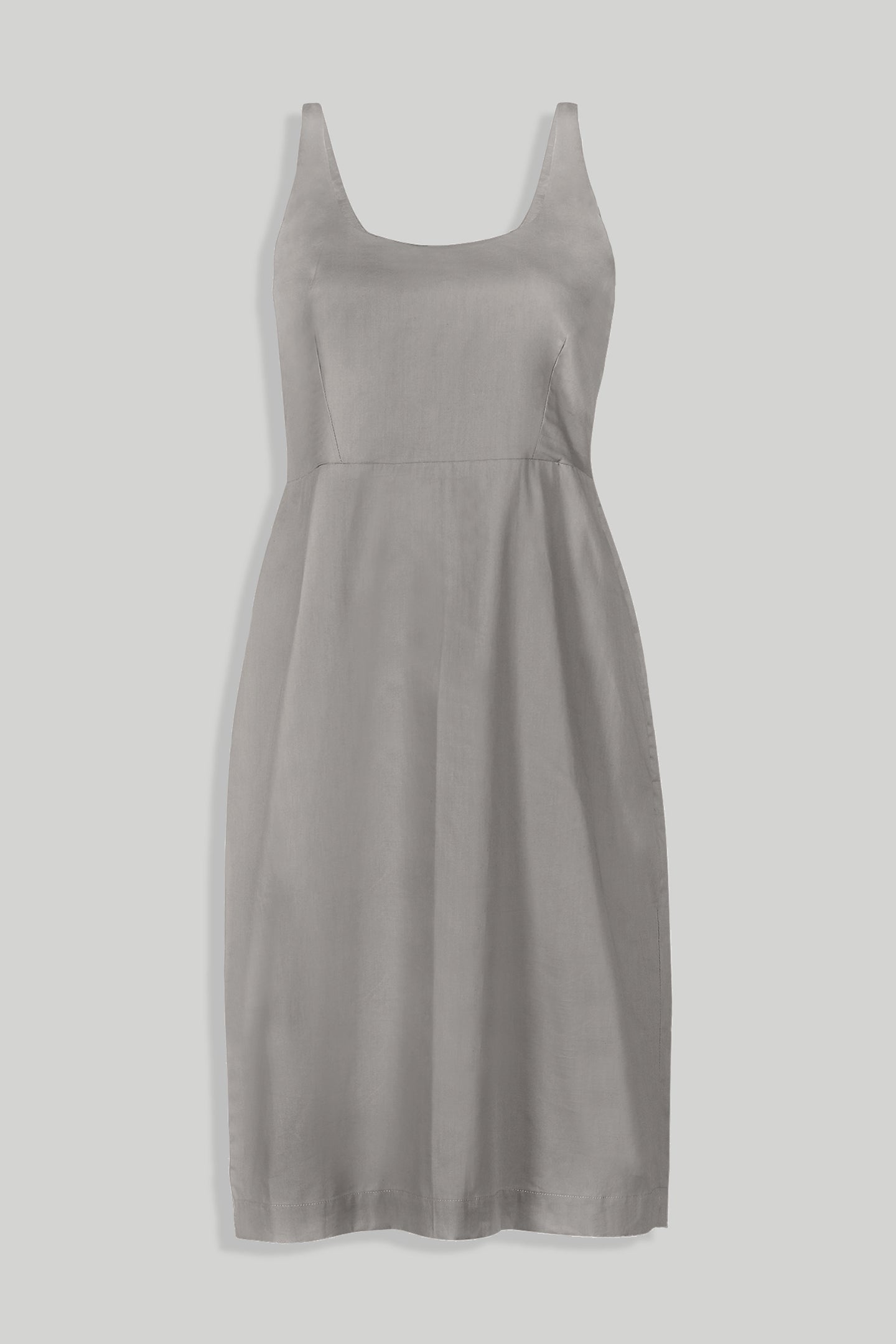 Fitted Knee Length Dress in Ecru – Reistor