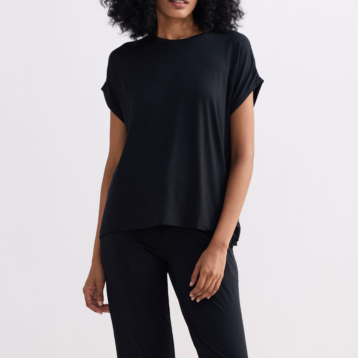 Relaxed Tee in Black – Reistor