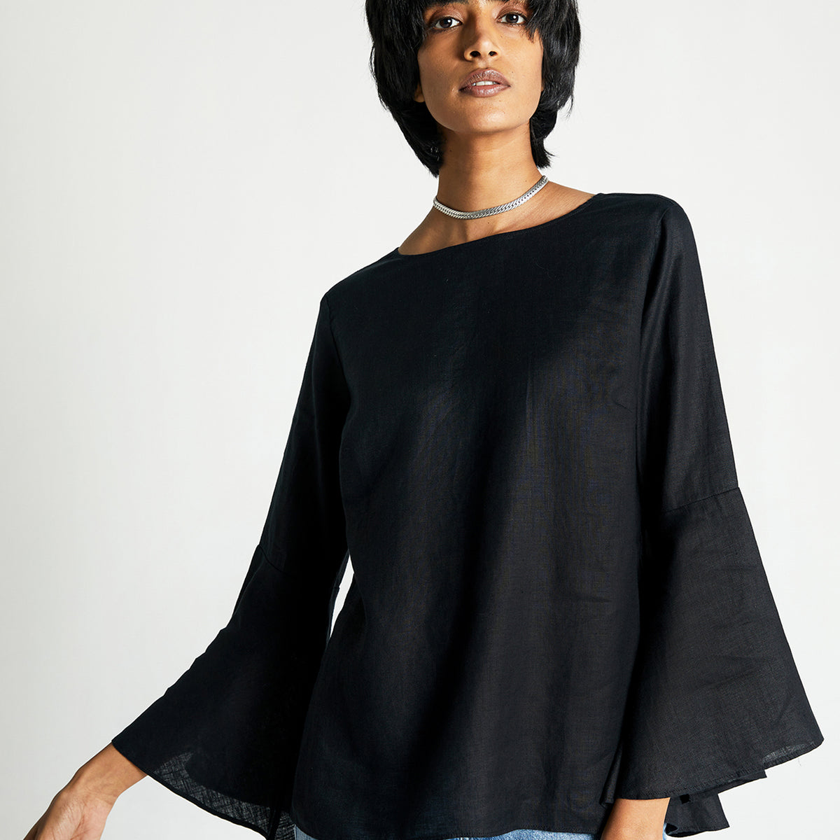 Sustainable Button Back Shirt - Reistor